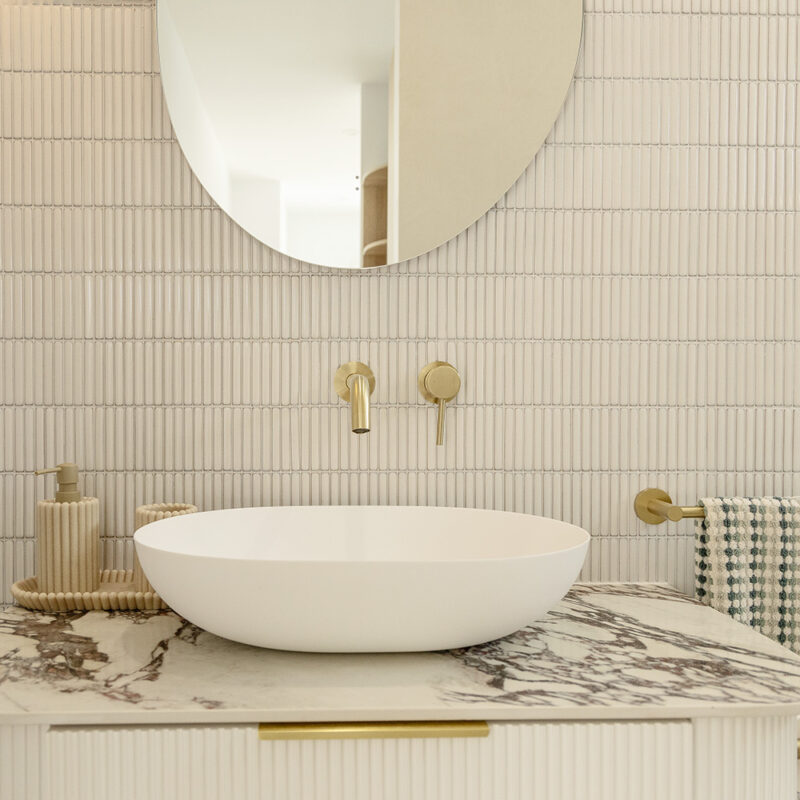 Arabescato Viola Megaslab 3200x1600x6mm - Design Tiles Sydney
